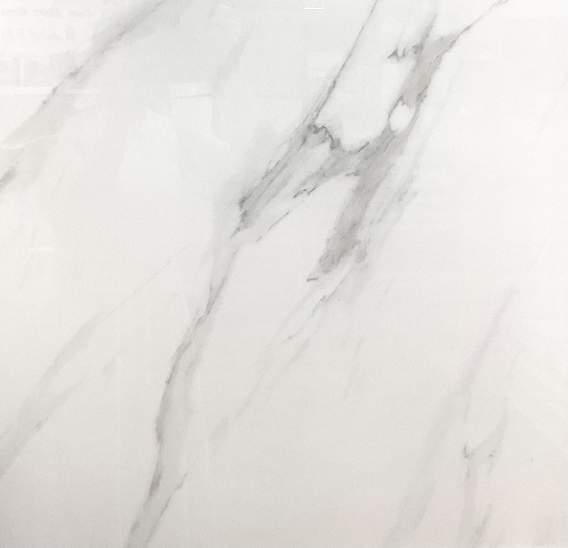 CARRARA SATIN
